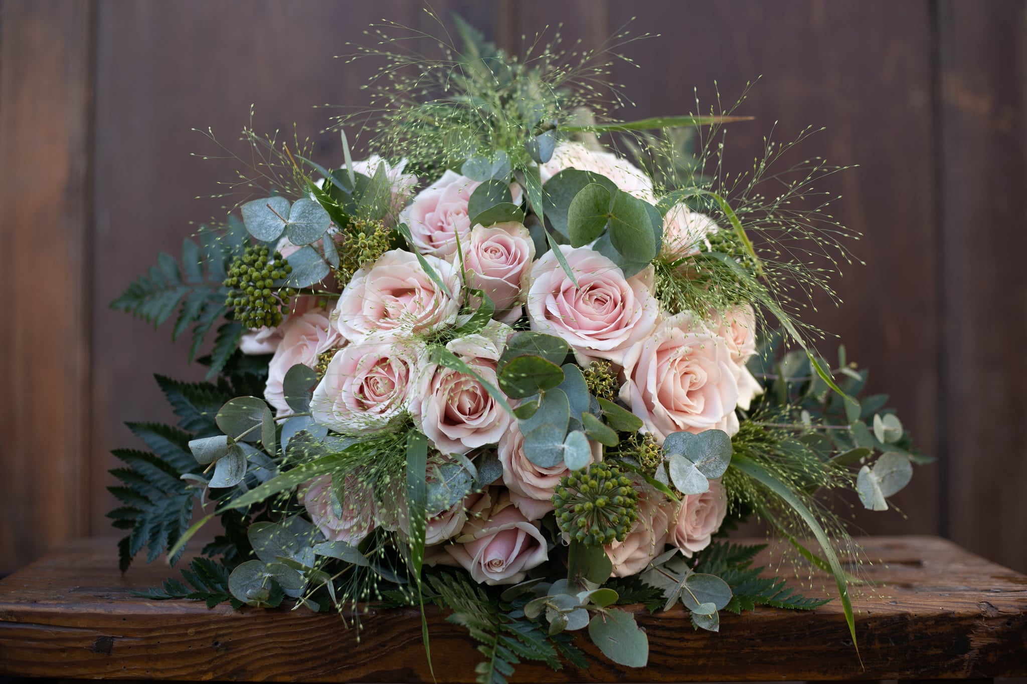 Bouquet rond de roses roses livraison Montbrison Boën